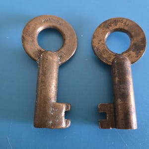 Lot of 2 Portugal Brass Hollow Barrel Railroad Keys ~ Free S/H #OAK - Etsy