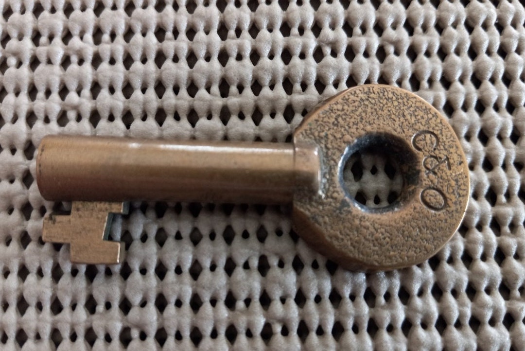 C&O Brass Hollow Barrel Railroad Key ~ Free S/H #LJ120 - Etsy