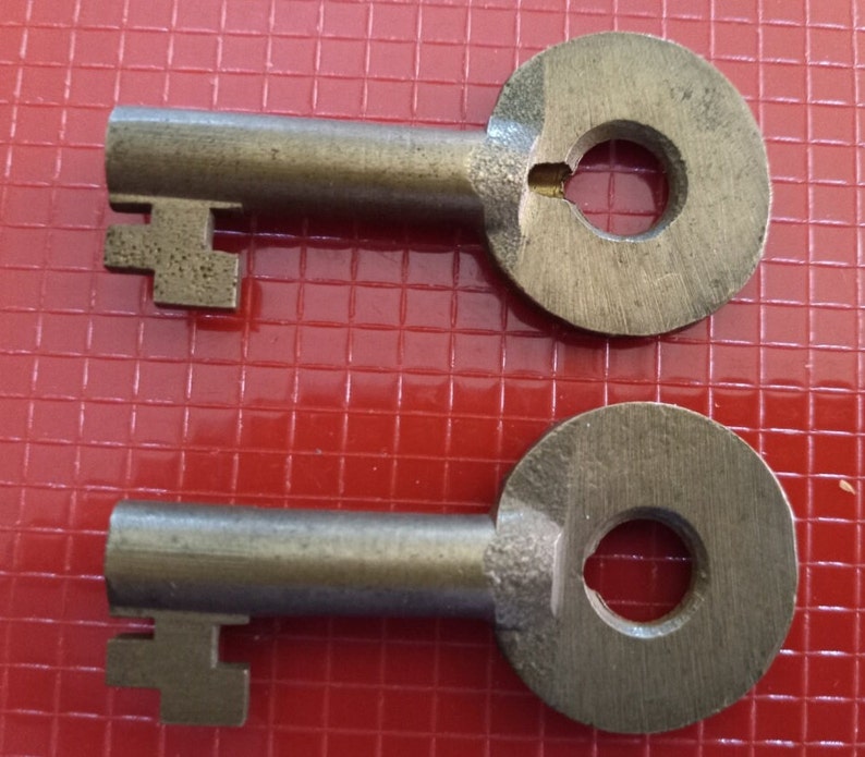 Lot of 2 ADLAKE Brass Hollow Barrel Railroad Keys Free S/H L183 - Etsy