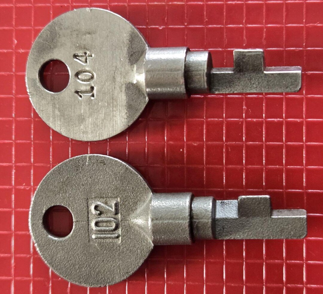 Sargent & Greenleaf 102 UPRR and 104 High Security Padlock Keys ~ Free ...