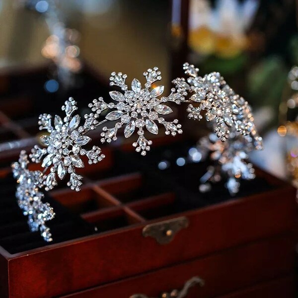 Snowflake Tiara - Etsy
