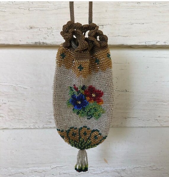 Antique beaded Edwardian drawstring wristlet - Gem