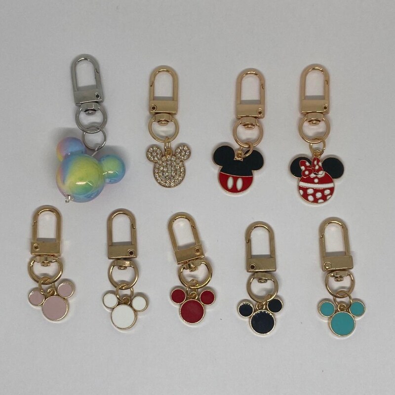Mickey & Minnie Keychain - Etsy