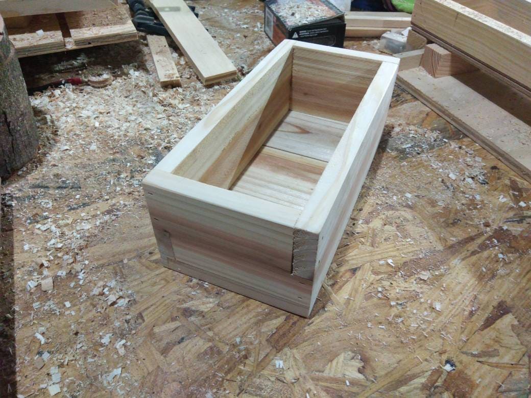 Customizable Cedar Planter Box - Etsy