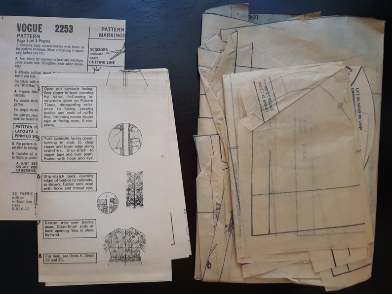 Vogue 1970s Bridal Sewing Pattern 2253, High-waisted Wedding Dress ...