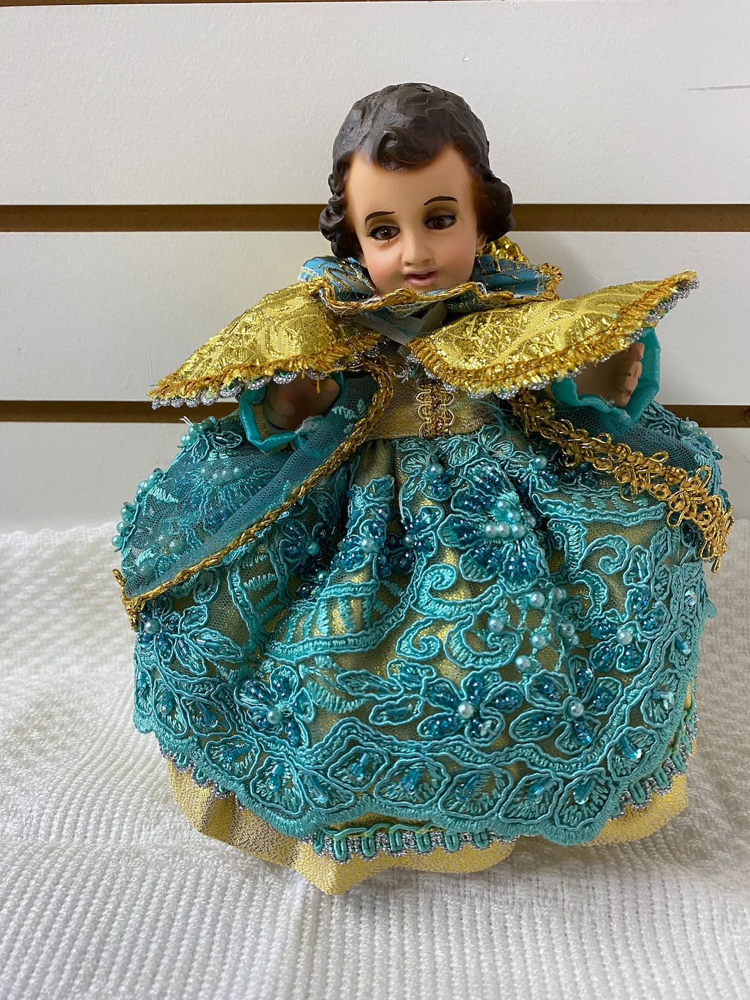 Ropon Gala Vestido Nino Dios Dorado Bordado a Mano Perlas Vestido Nino ...