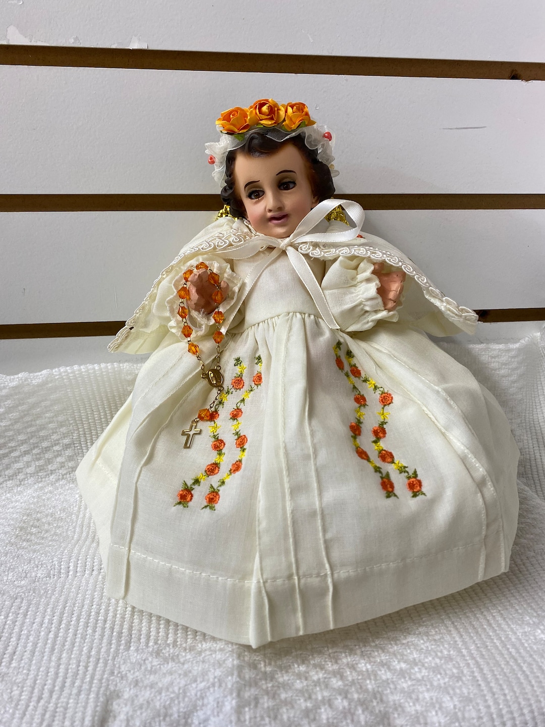 Ropon Vestido Nino Dios De La Coronacion, Vestido Bordado Flores Nino ...