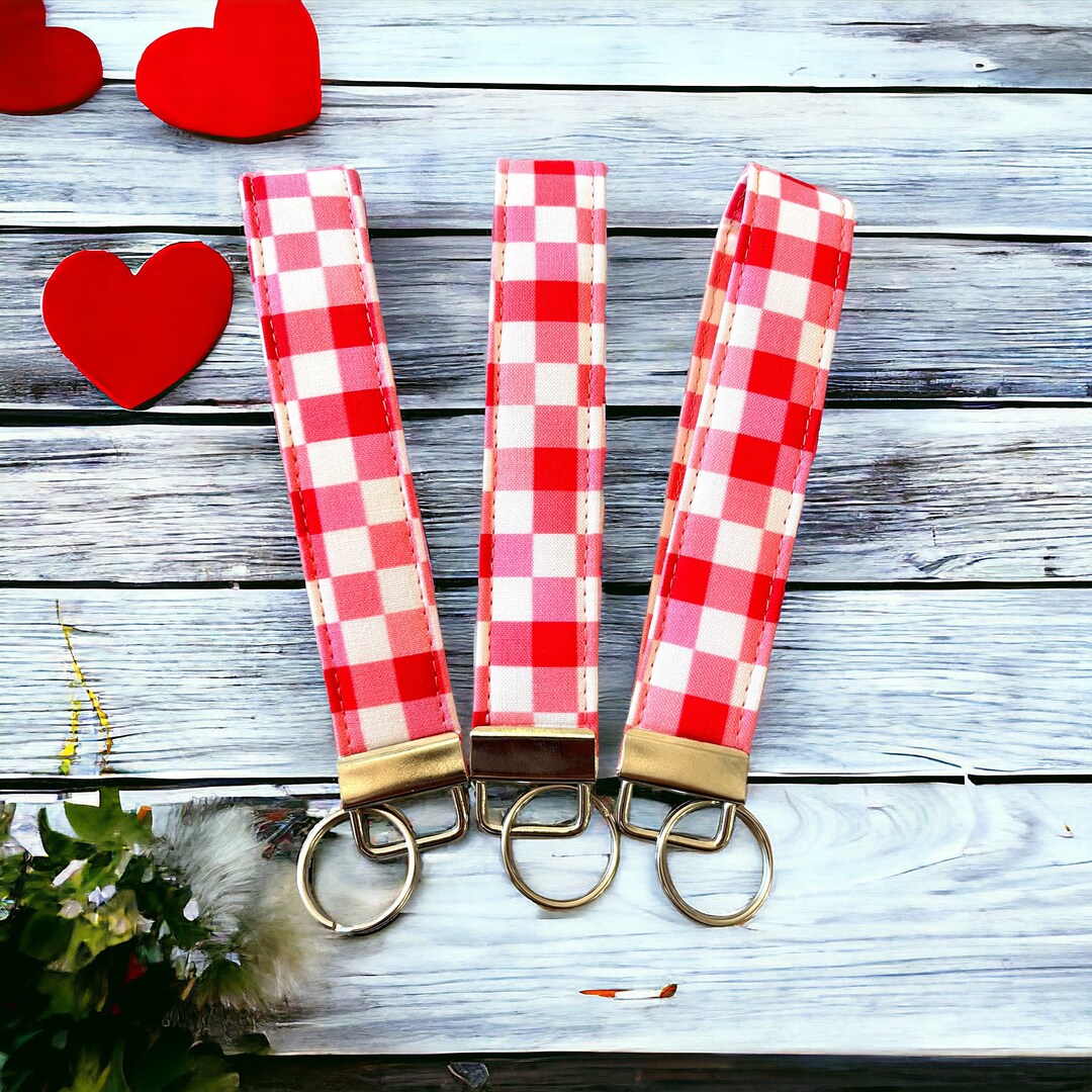 Red/pink Checkered Wristlet/ Valentine Keychain - Etsy