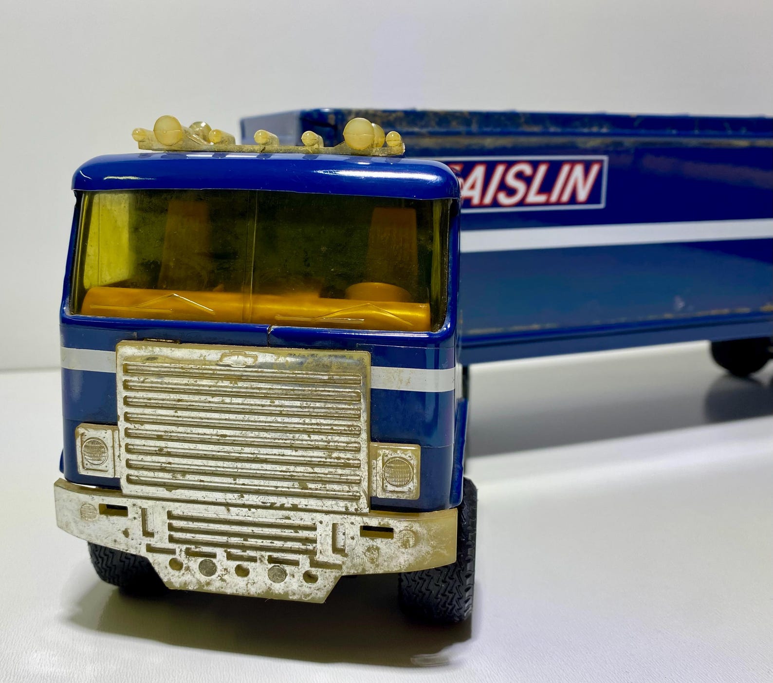 Ertl Maislin Semi Truck, Dyersville Iowa, Vintage Die Cast Toys, Made ...