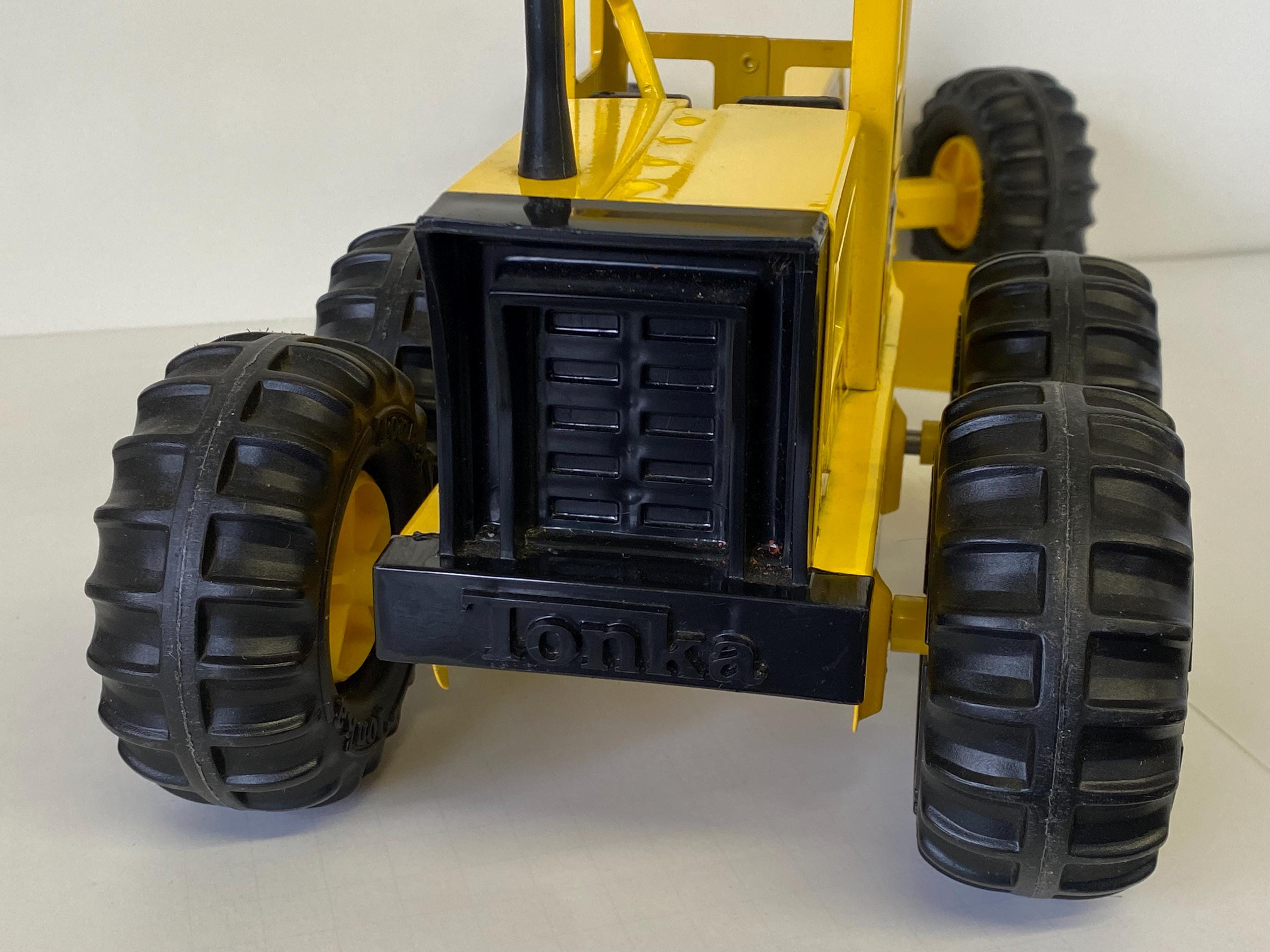 Vintage Tonka Road Grader, Pressed Steel Toy, Classic Tonka Yellow ...
