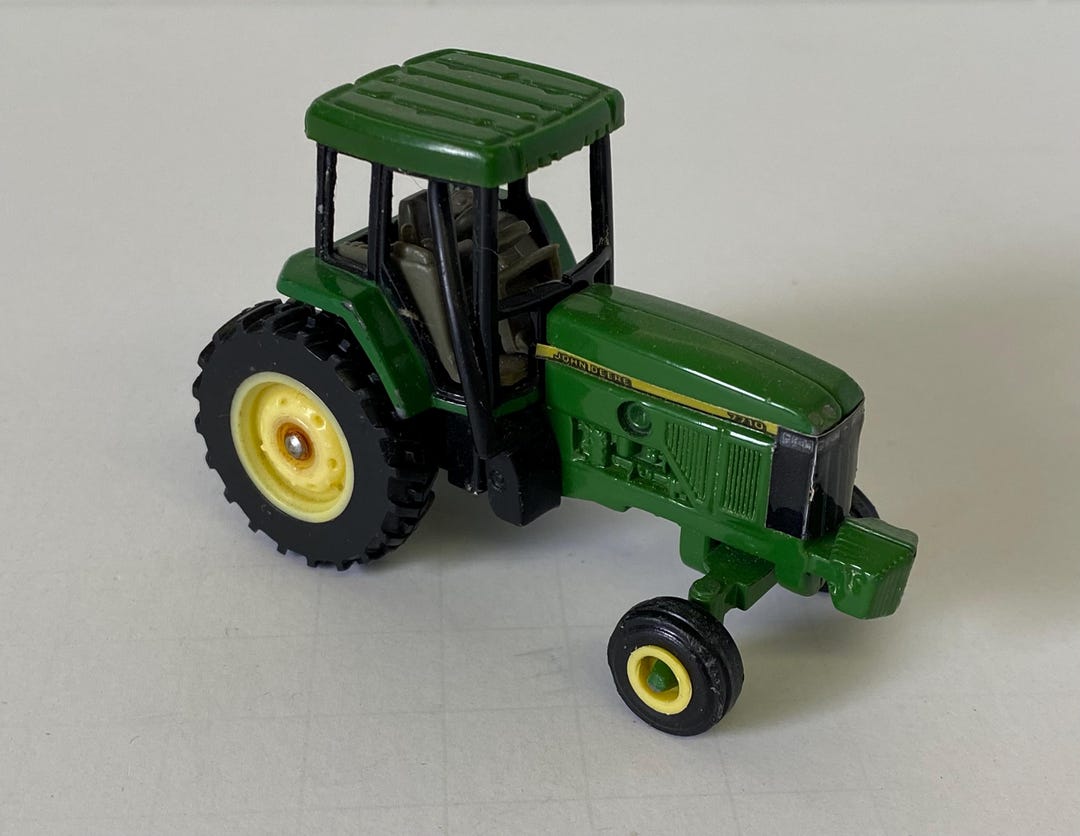 Vintage John Deere Tractor Die Cast Metal 1/64 Scale Model Farm Tractor ...