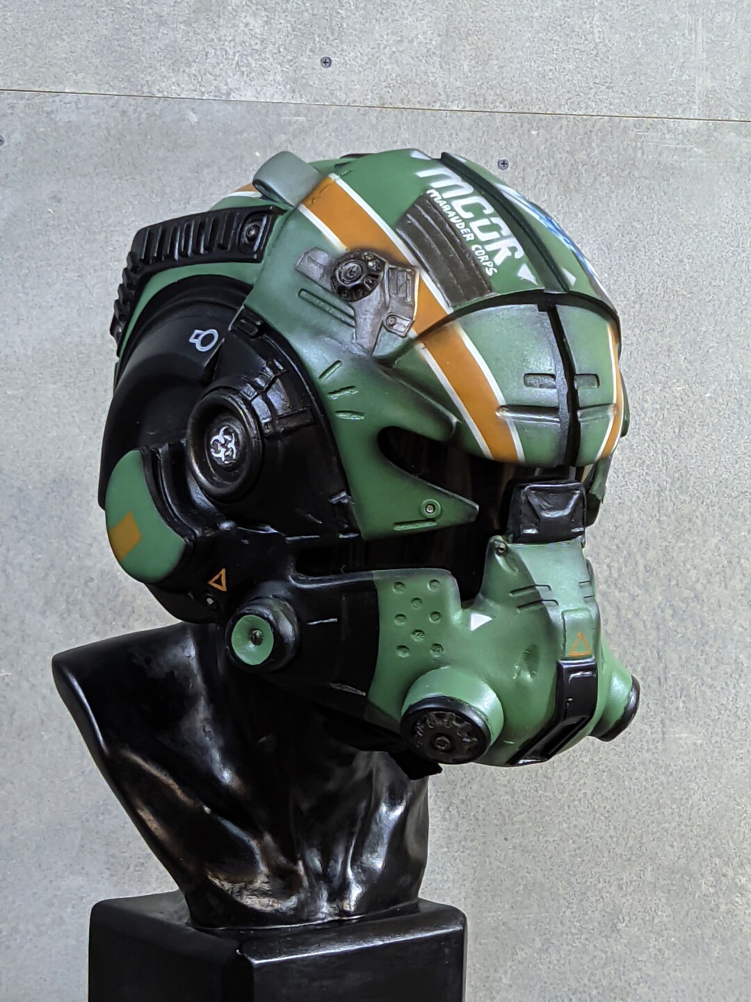 Titanfall 2 Pilot Helmet - Cosplay Helmet for Titanfall Costume ...