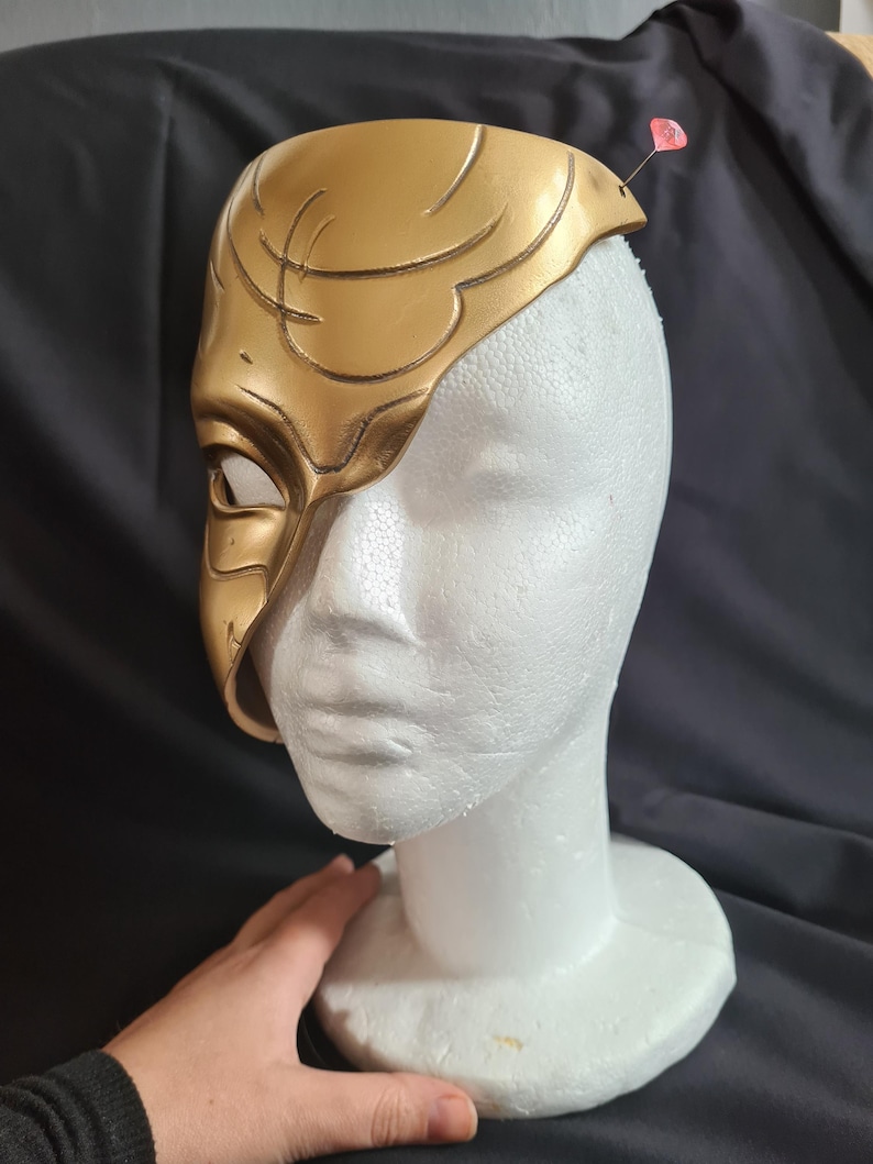 League of Legends Katarina Black Rose Prestige Mask - Etsy