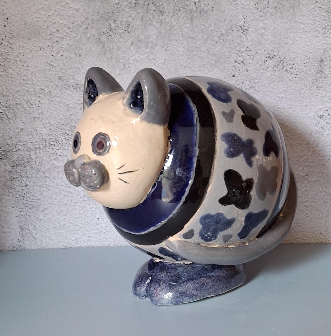 Ceramic Cat Sculpture, Cat Sphere Sculpture, Pottery Cat Décor, Animal ...