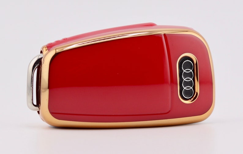 Premium Key Cover for Audi (red) – A1, A3, A4, A6, Q2, Q3, Q7, TT, S1 ...