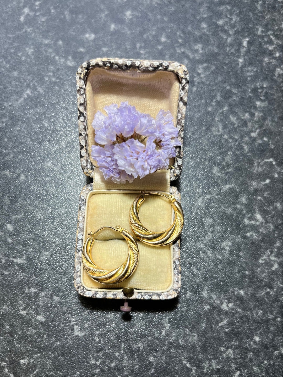 Pre Loved 9ct Gold Creole Hinge Earrings 20mm X 20mm Really Pretty ...