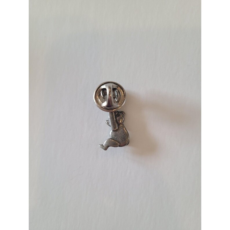 Vintage Danforth Collectible Winnie the Pooh Pewter Disney Balloon Pin ...