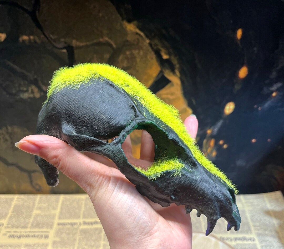 Animal Skull With Grass. Hide Cave Decor for Tarantulas, Snakes, Geckos ...