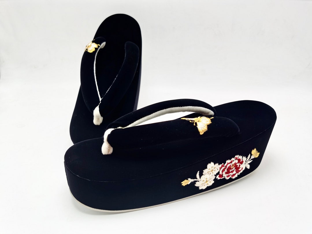 Luxurious Embroidered Velvet Zori , Kimono Sandal, Japanese Sandals ...