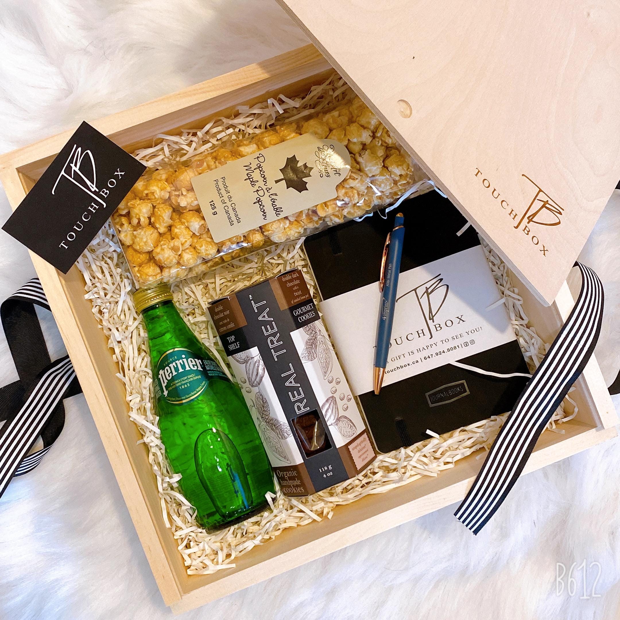 Deluxe Business Assortment, Deluxe Executive Gift Set. Custom Employee ...