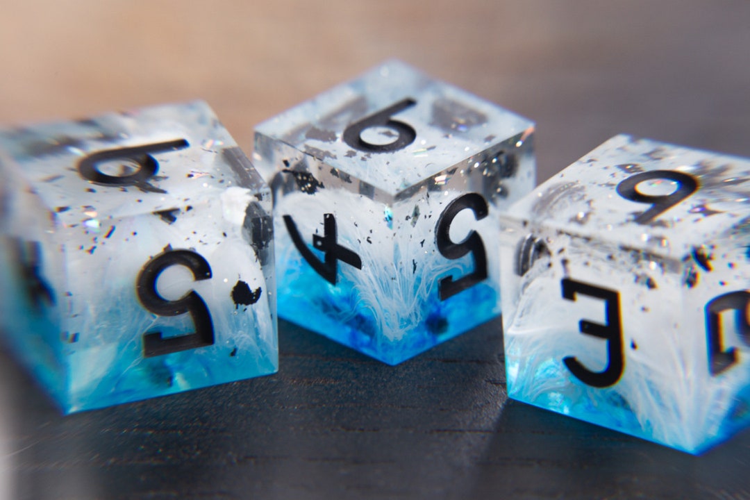 Moonbone D6 Dice Set: Handcrafted Resin Dice Set for Ttrpg/dice for ...