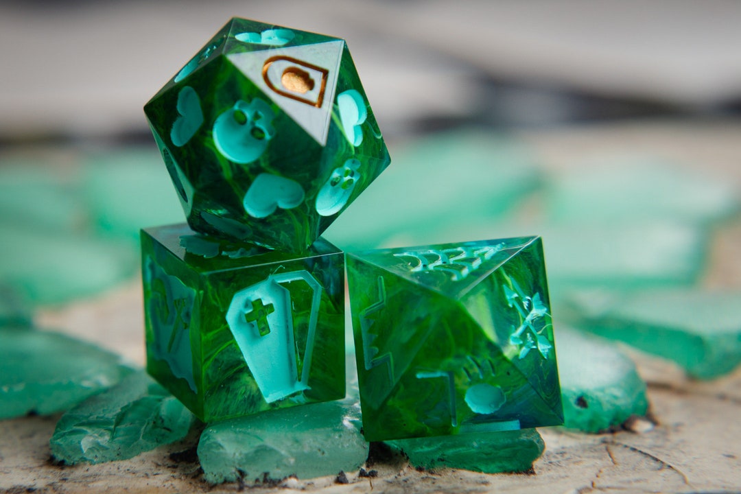 Poison Spray - 3 Piece Dice Set: Handmade Resin Dice Set for Ttrpg/dice ...