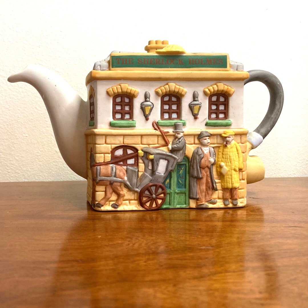 Elegant 1980s Staffordshire Teapot - Sherlock Holmes Pub Bisque ...
