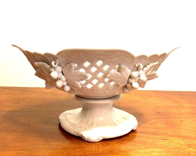 Beautiful Vintage Minimalist Footed Bowl Compote Bowl, White Porcelain ...