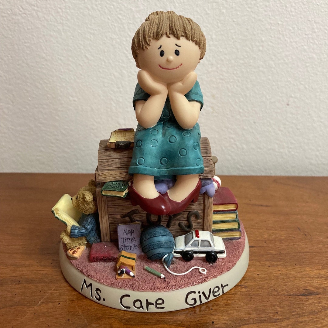 1998 Adorable Limited Edition Zingle Berry Ms. Care Giver Resin ...