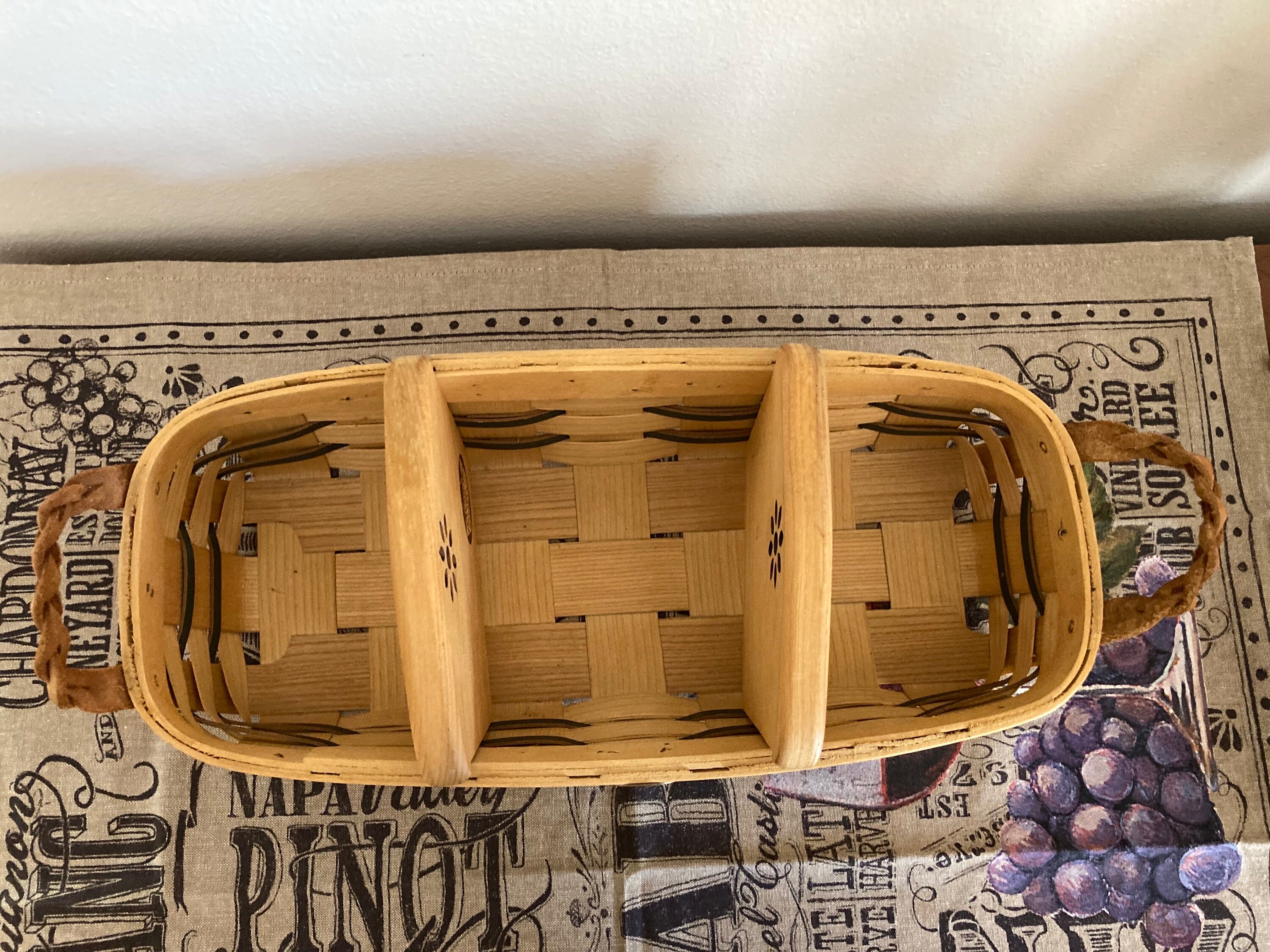 Peterborough Weaved White Ash and Leather Bread Basket With Matching ...