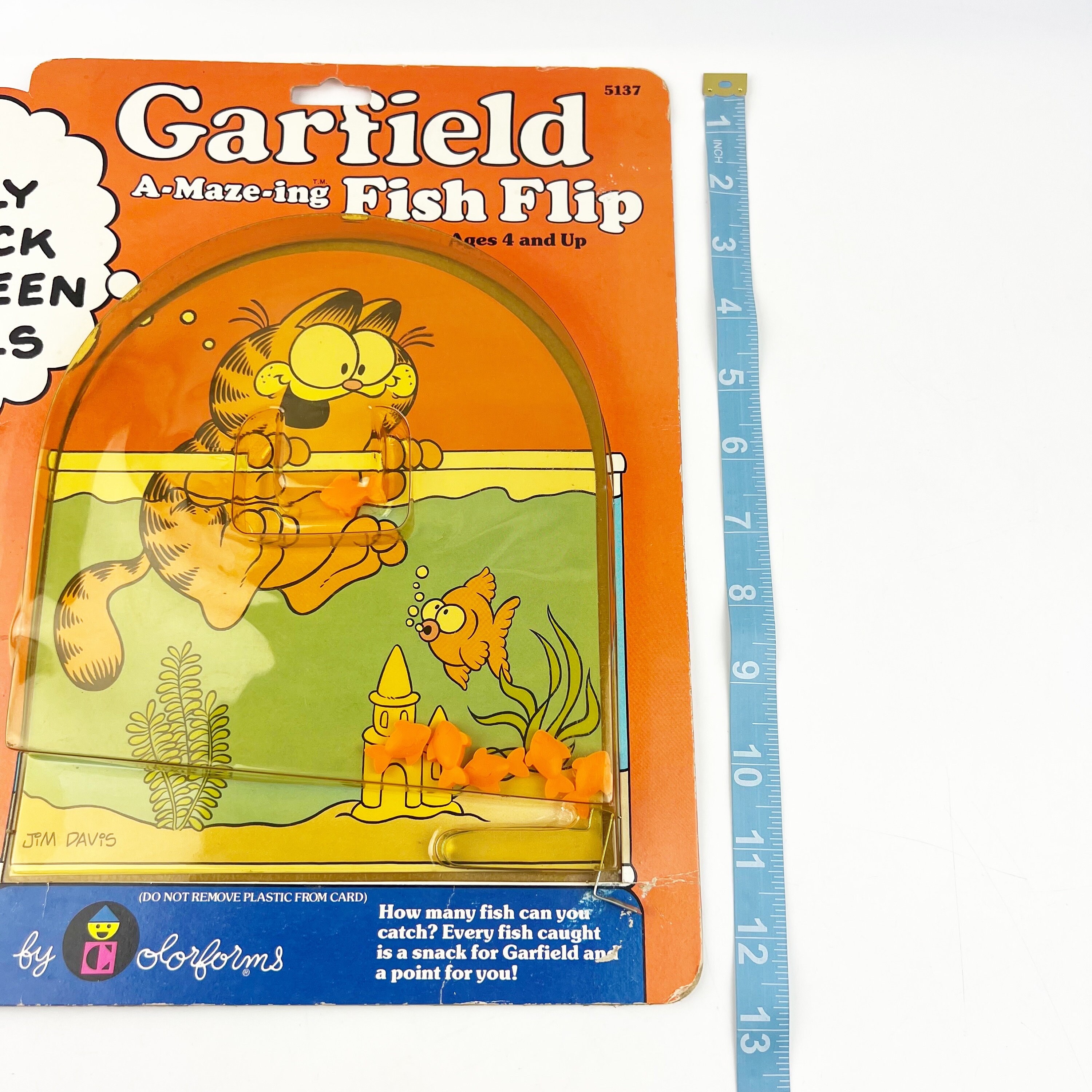 Vintage Garfield Cat A-maze-ing Fish Flip Game Handheld Toy Spring ...