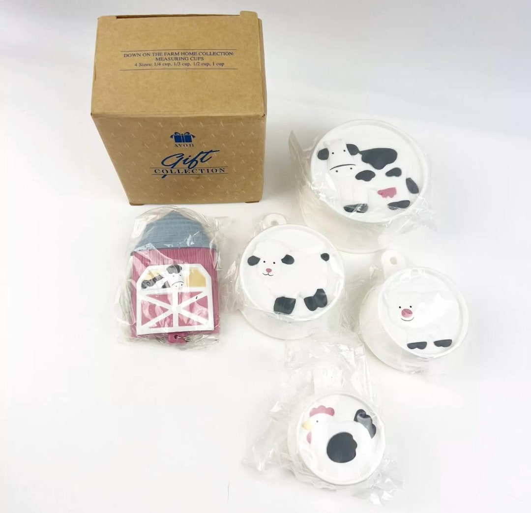 NEW Vintage Avon Down on the Farm Collection 4 Measuring Cups & Holder ...