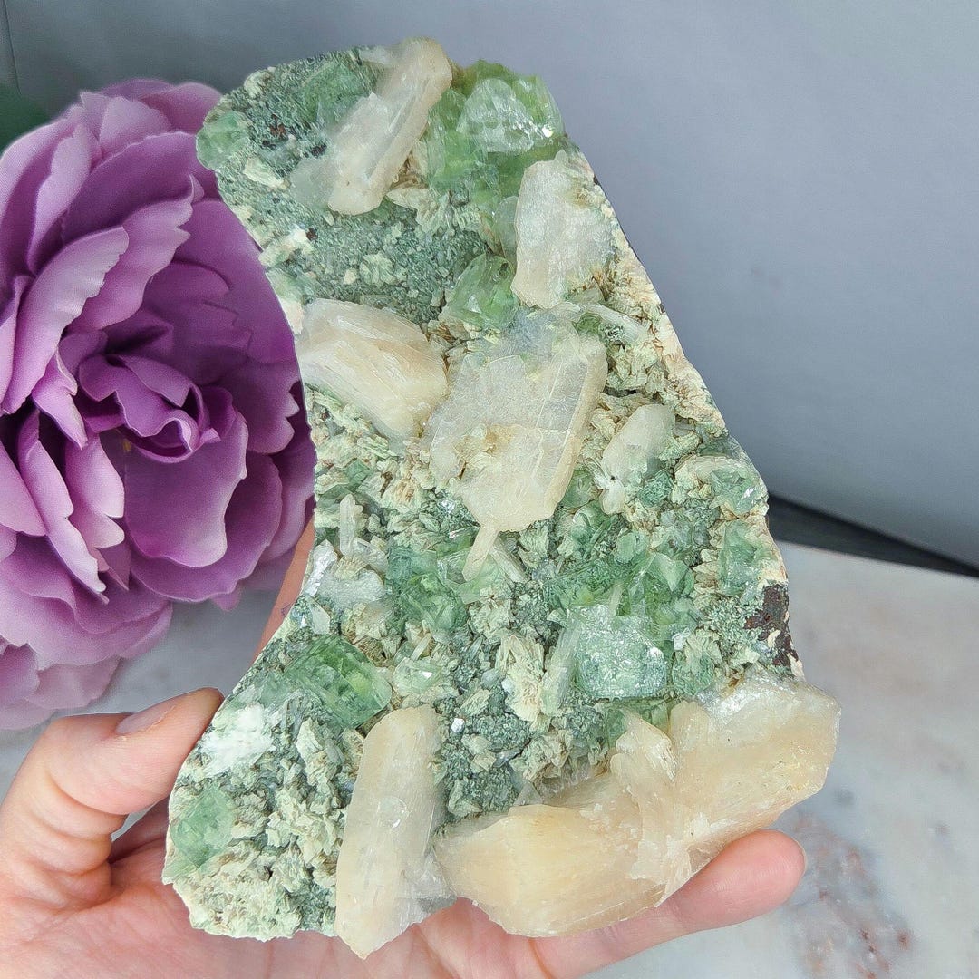 Zeolite Mixed Mineral Specimen Crystals Huge Green Apophyllite ...