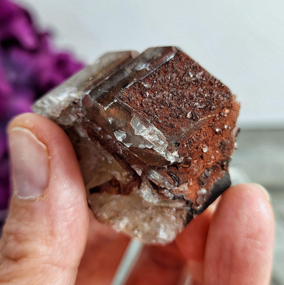 Hematite Coated Calcite With Red Velvet Appearance Luster UV Reactive ...