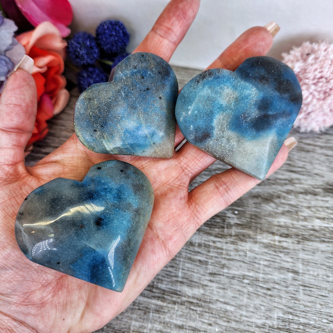 Trollite Trolite Troilite Heart Palm Stone Carving Blue Neutral Pretty ...