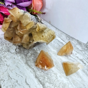 Mariposa "butterfly" Calcite Specimen UV Glow Beautiful Lustrous ...