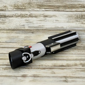 3d-printed Darth Vader Lightsaber Hilt: Star Wars Collector's Replica ...