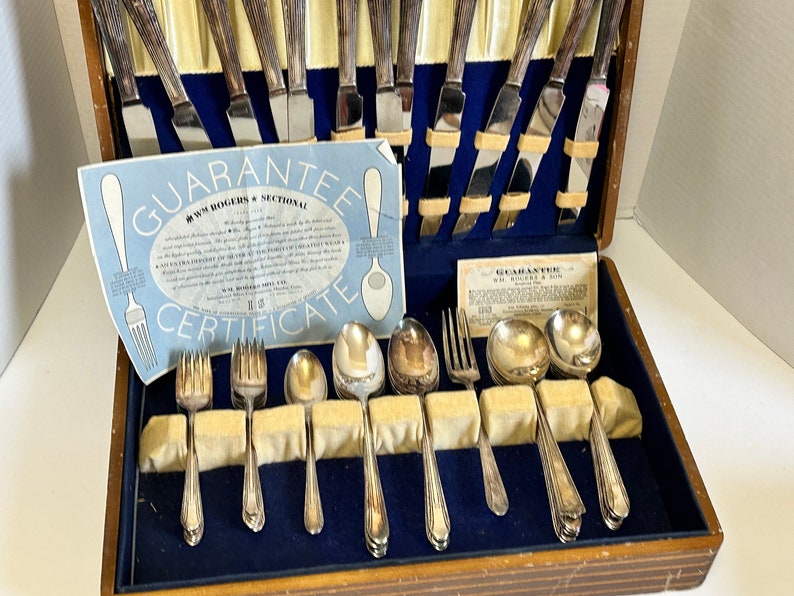 Vintage WM Rogers Silverware Set, 51-piece Silver Plated Flatware ...