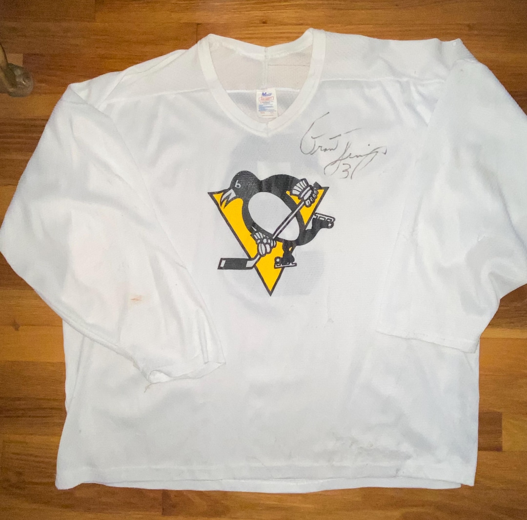 PITTSBURGH PENGUINS Practice Jersey . SIGNED by 2 Time Stanley Cup ...