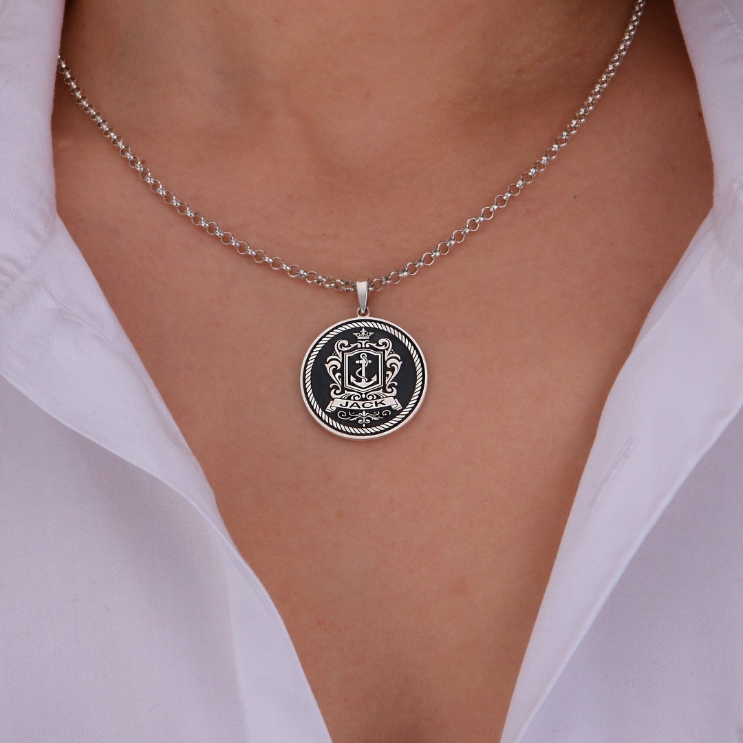 Personalized Coat of Arms Pendant, Family Heritage Signet Necklace ...