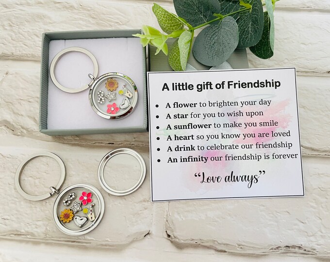 Personalised True Friends Pebble Art Frame. Friendship, Besties, Best ...