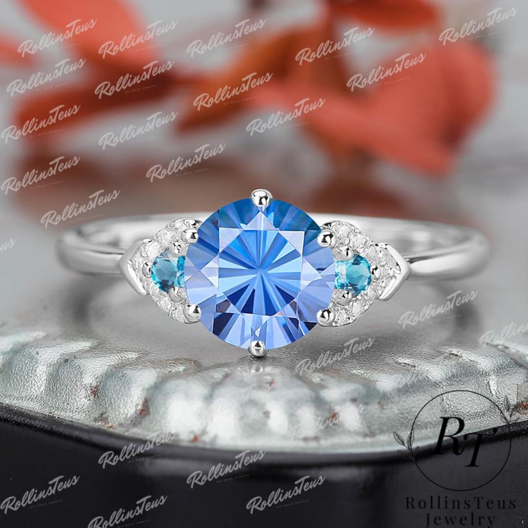 Round Shape Firework Cut Lab Grown Blue Sapphire Engagement Ring Blue ...