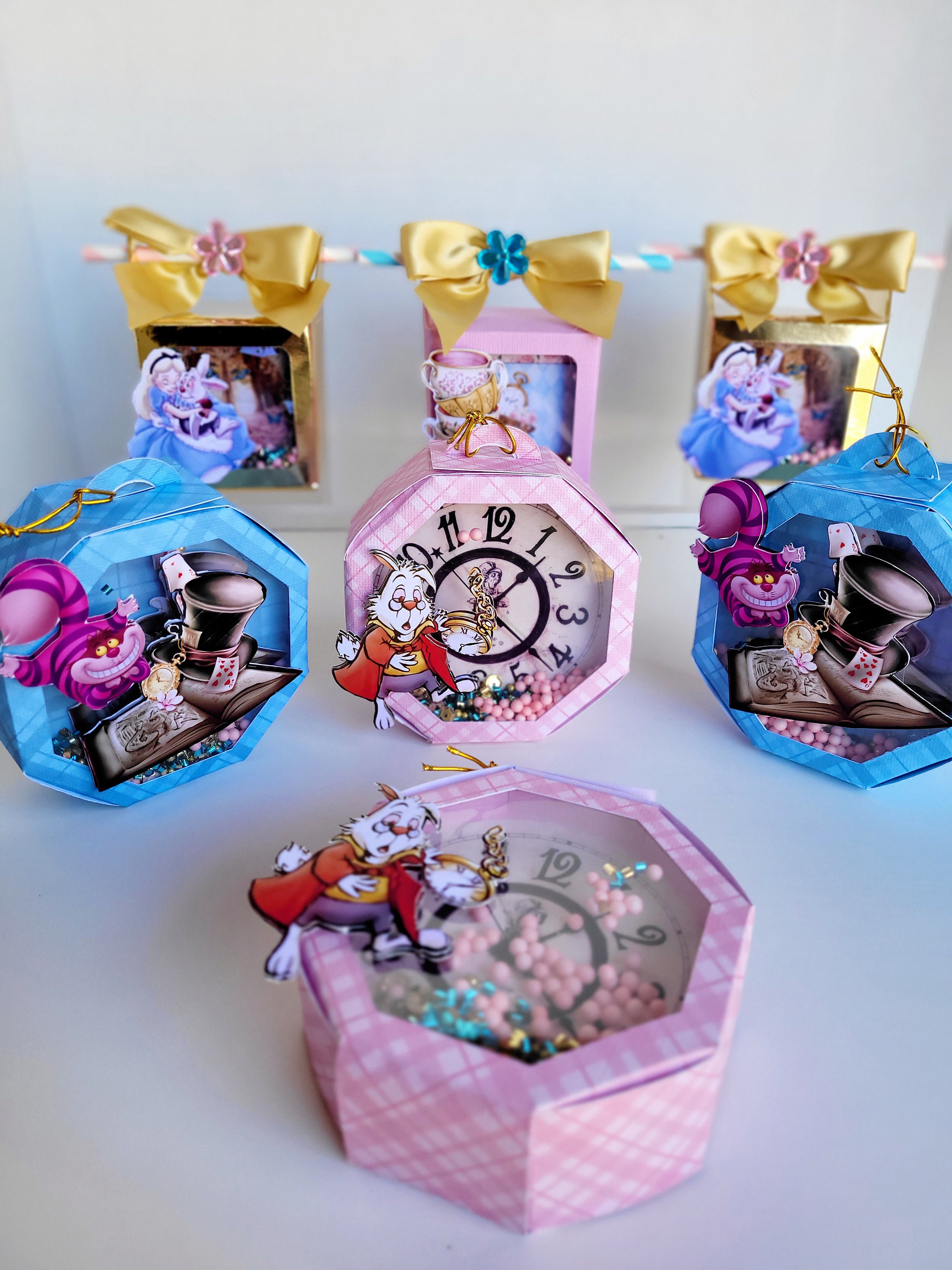 Alice in Wonderland Boxes / Alice in Wonderland Birthday Party /alice ...