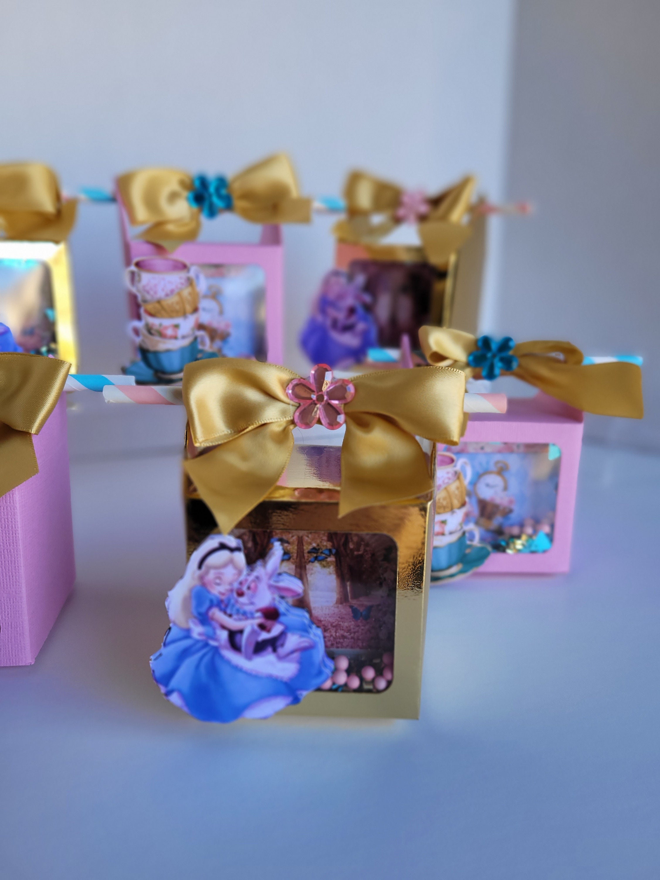 Alice in Wonderland Boxes / Alice in Wonderland Birthday Party /alice ...