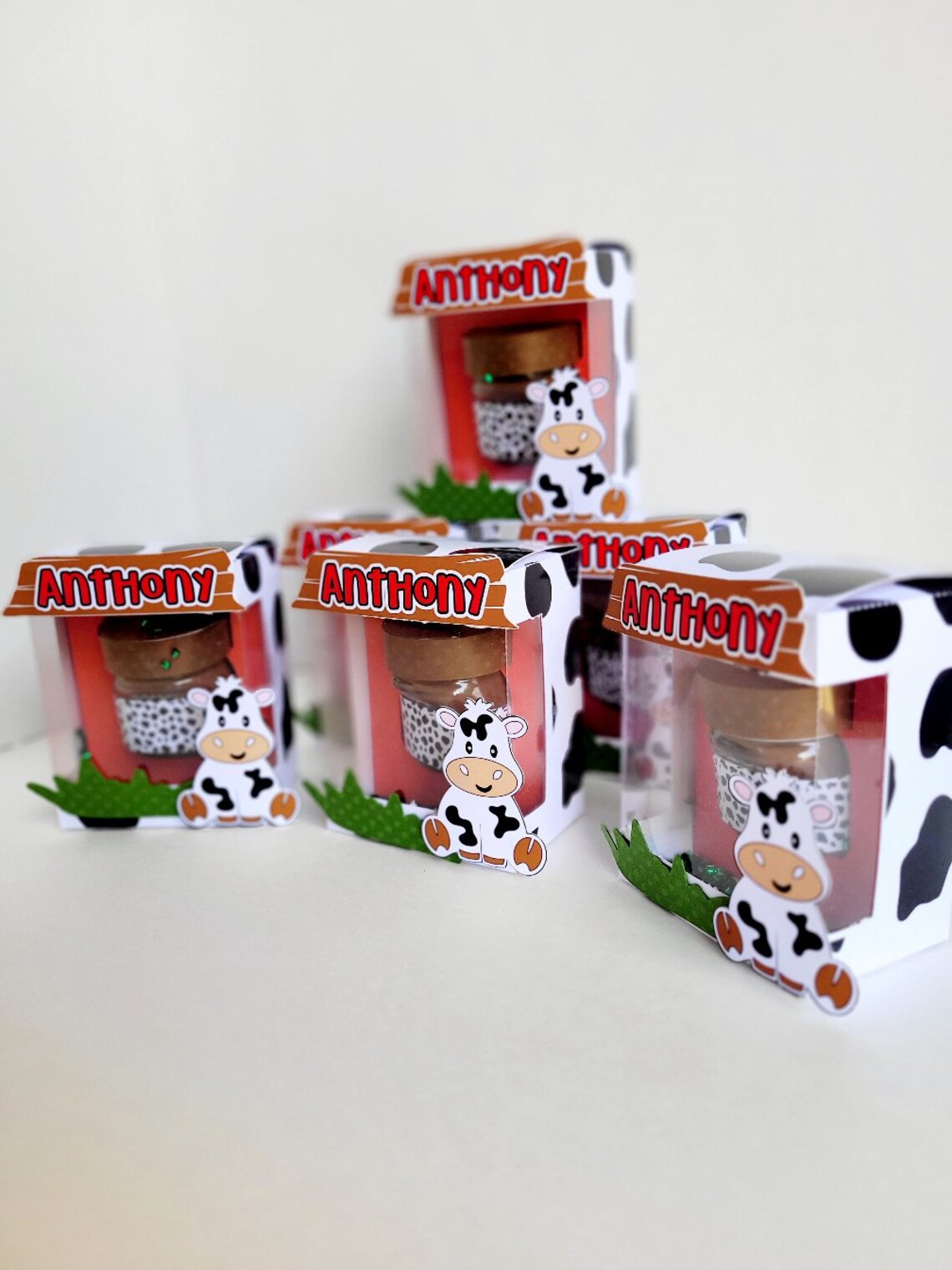 Cow Red Barn Farm Nutella - Farm Animals Birthday Party - Cow Nutellas ...