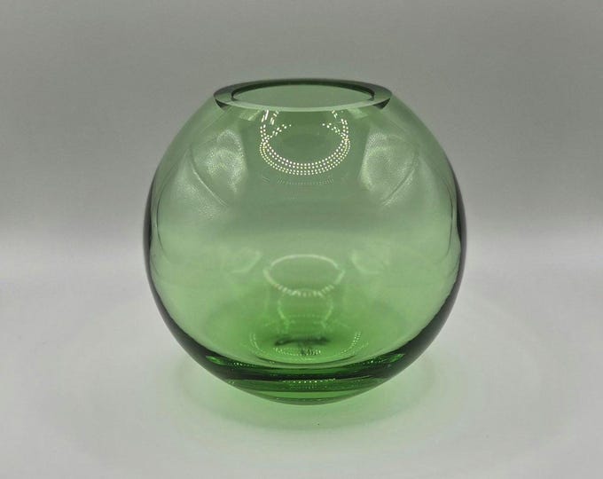 Tarnow Fine Crystal Art Glass Flower Vase Made in Poland Emerald Green ...