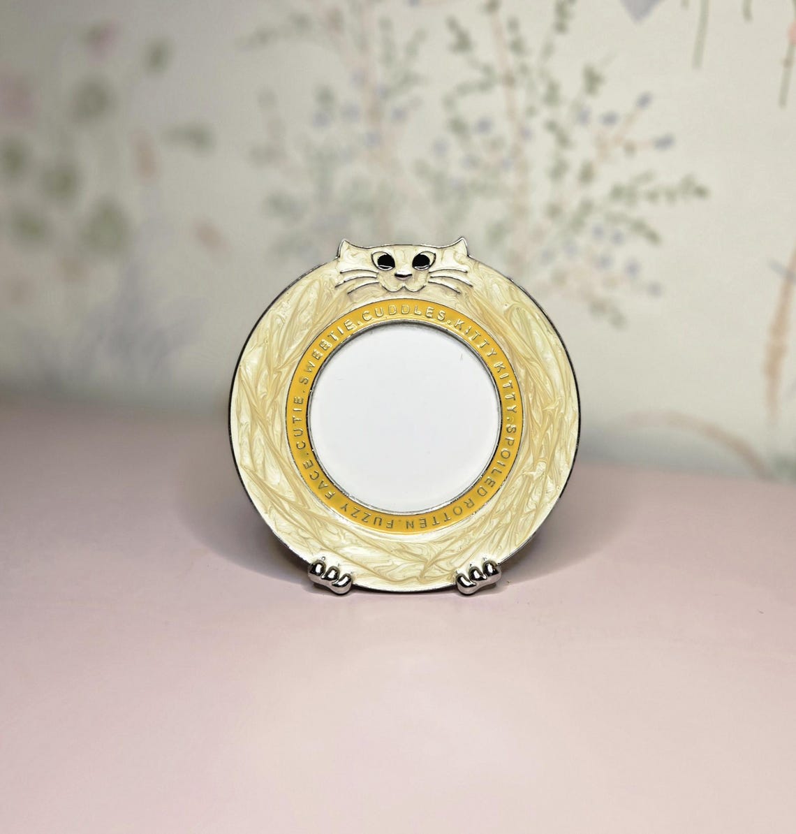 Cat Mini Picture Frame – 2.5” X 2.5” Cute Kitty Paw Photo Frame, Yellow ...