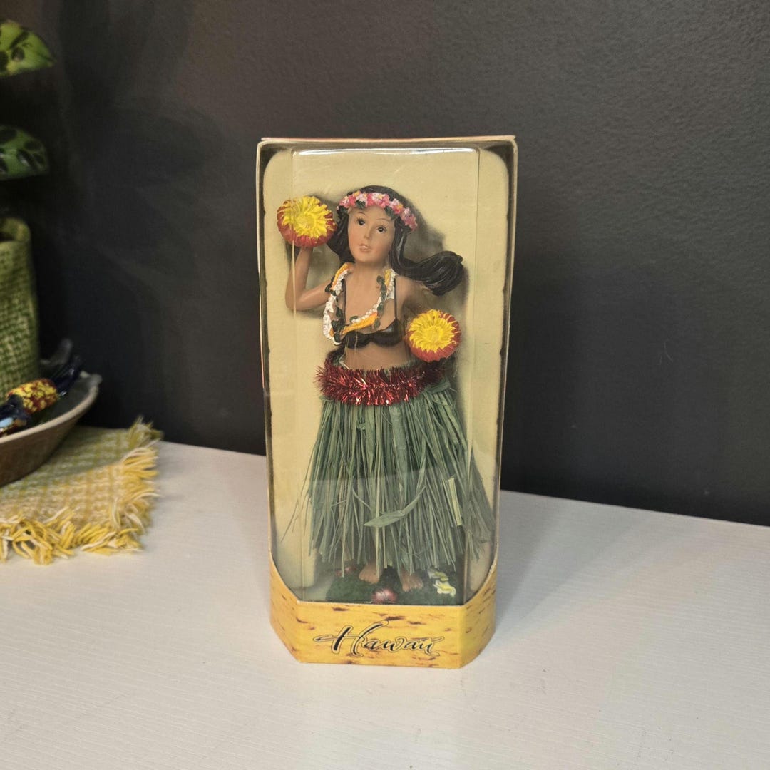 Dashboard Hula Girl Dancing Doll Hawaii Chiefly Co New in Box Never ...
