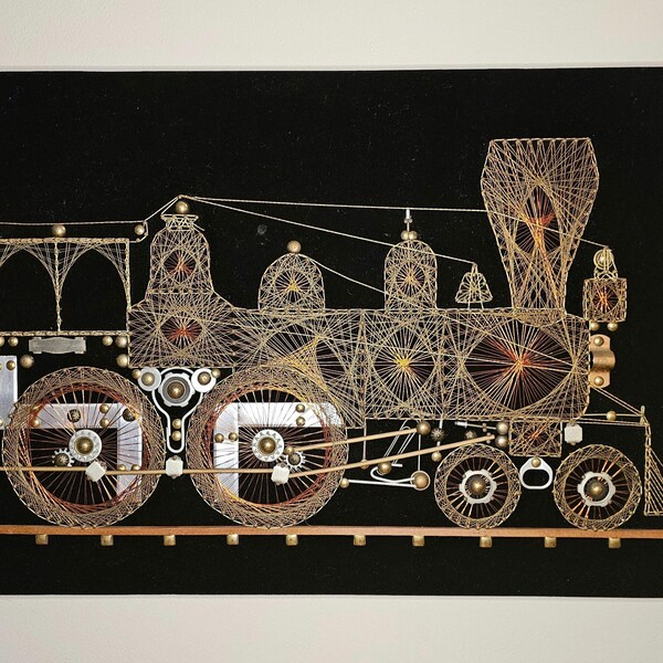 String Art Train - Etsy