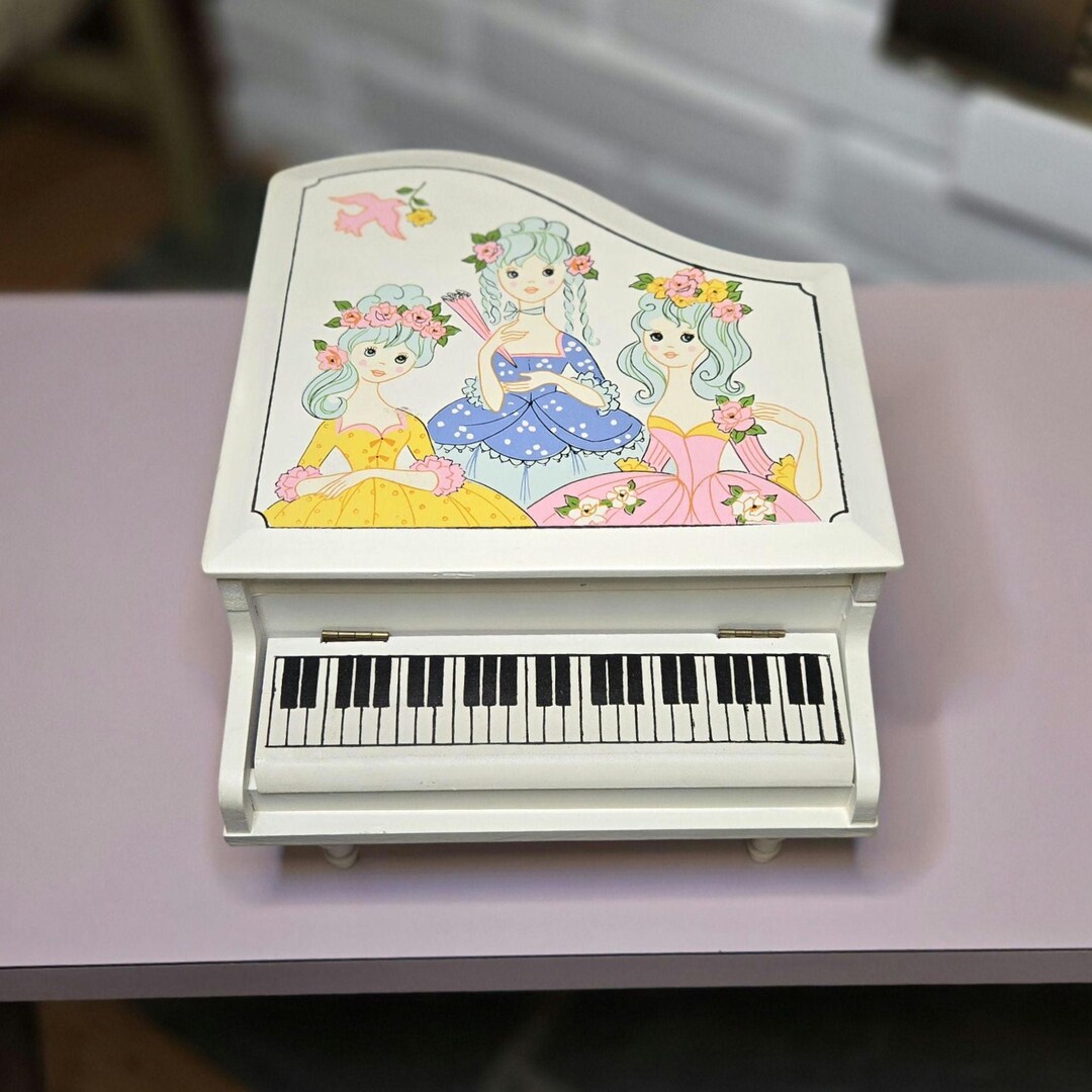 Kitchy Piano Jewelry Box 60s Wind up Piano Musical Spinning Ballerina ...